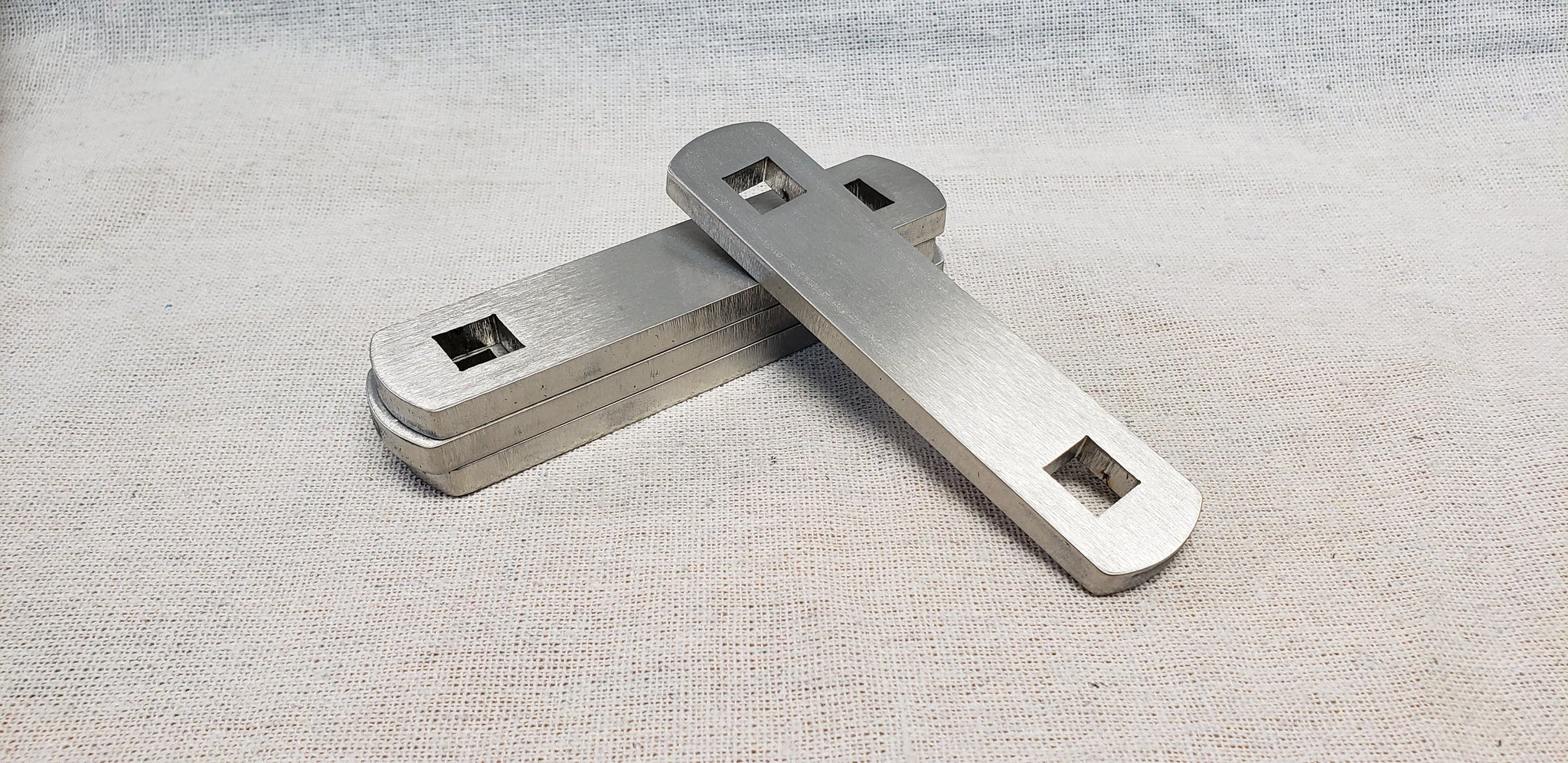 Ford 2 Inch Lowering Shackles – Nystrom Performance